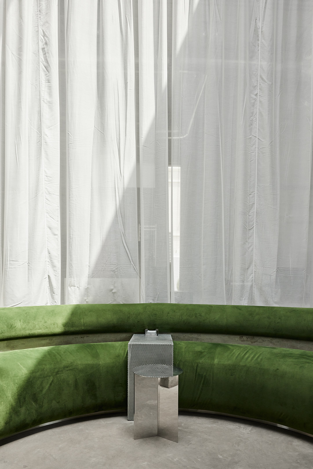 Koncrete Dubai - wearestudiolines.com